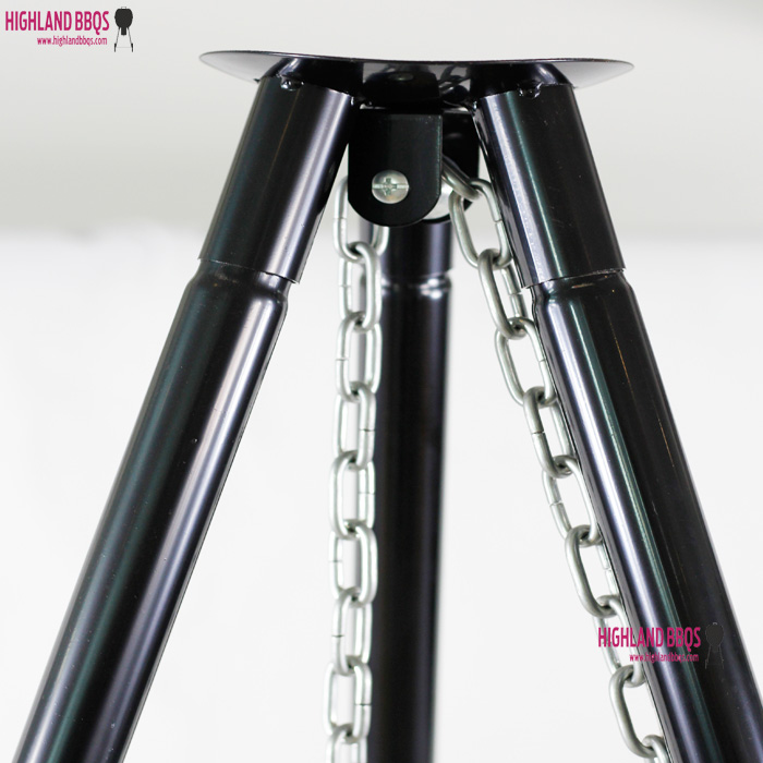 Tripod Hanging BBQ Grill | HIGHLAND BARBECUES